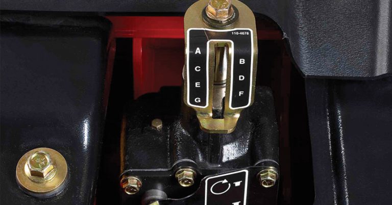 TORO ProCore 1298 - Prikkemaskine - Reesink Turfcare