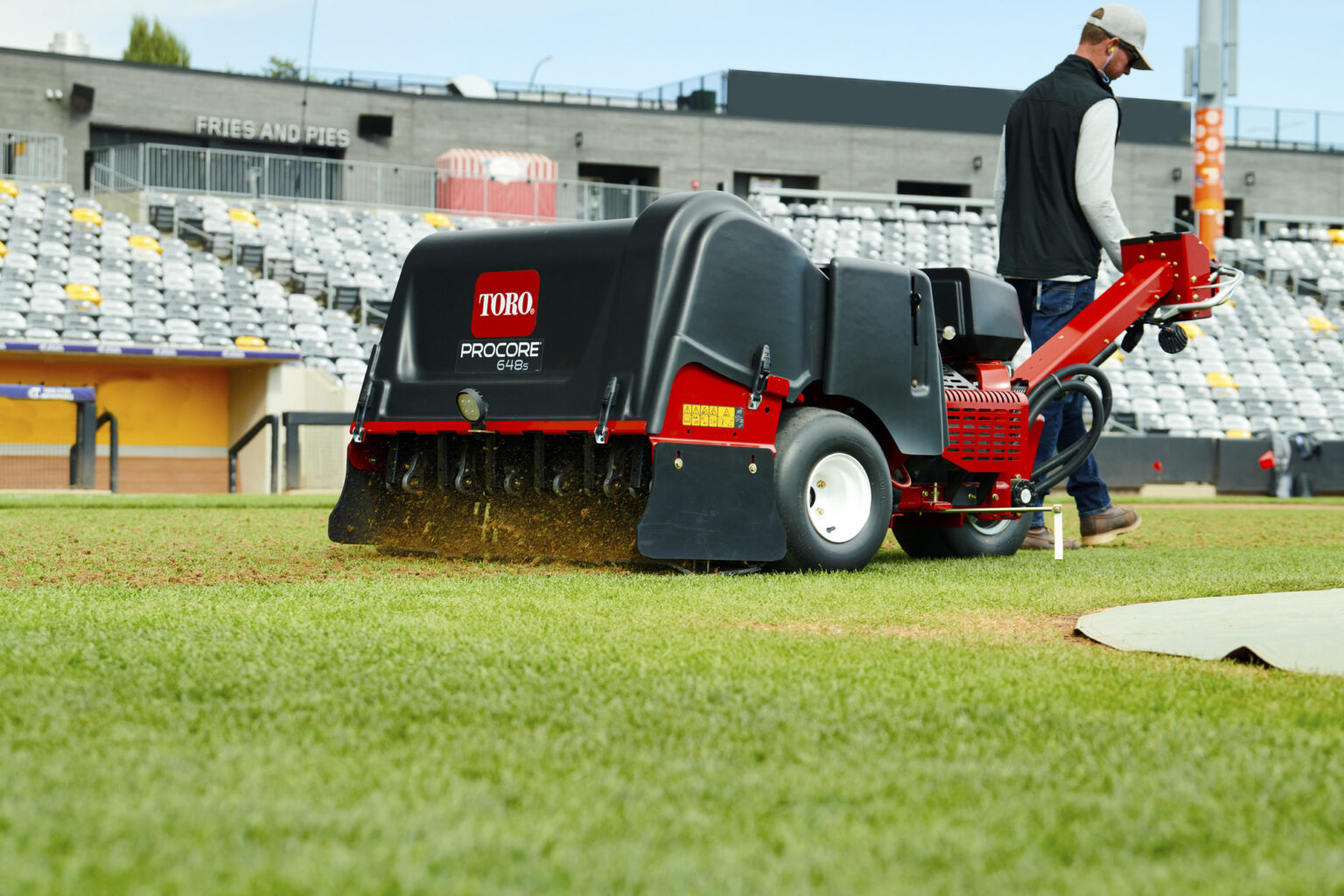 TORO ProCore 648s - Reesink Turfcare